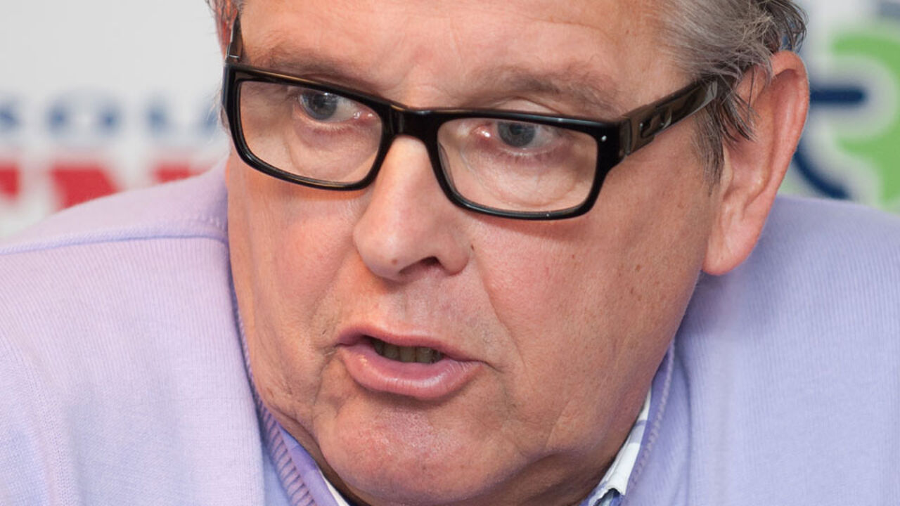 Dirk Poppe vertrekt als CEO bij Waasland-Beveren | sporza