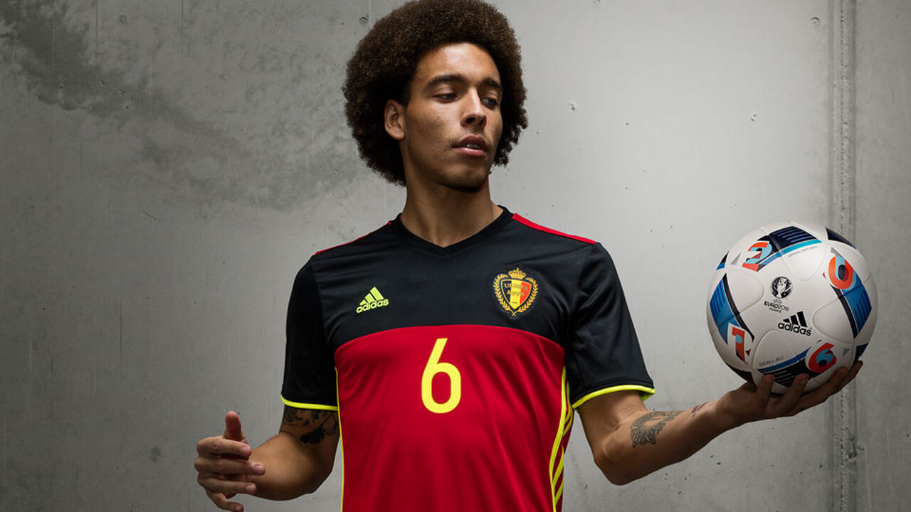 Nieuwe EK-bal krijgt de naam "Beau Jeu" | sporza