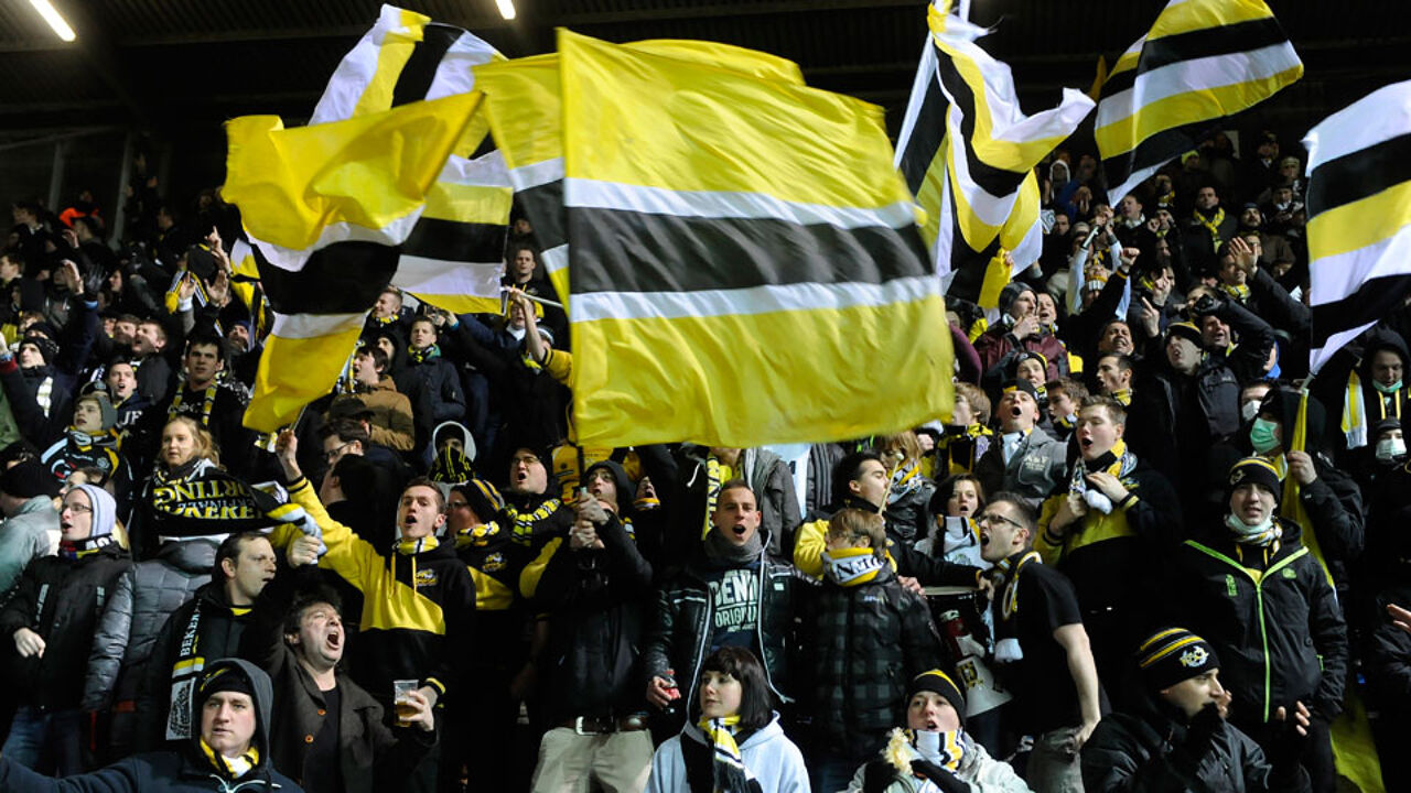 Lokeren geeft 25 fans een stadionverbod | sporza