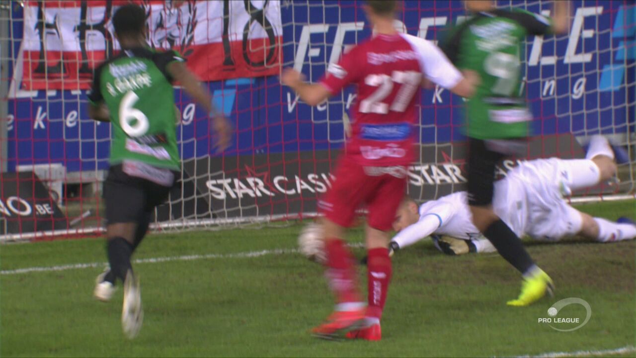 Butez gaat in de fout bij twee tegendoelpunten van Cercle Brugge | sporza Butez gaat in de fout bij twee tegendoelpunten van Cercle Brugge | sporza