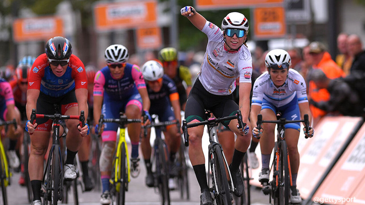 Wiebes bevestigt sprinthegemonie in 2e rit van Boels Ladies Tour | sporza