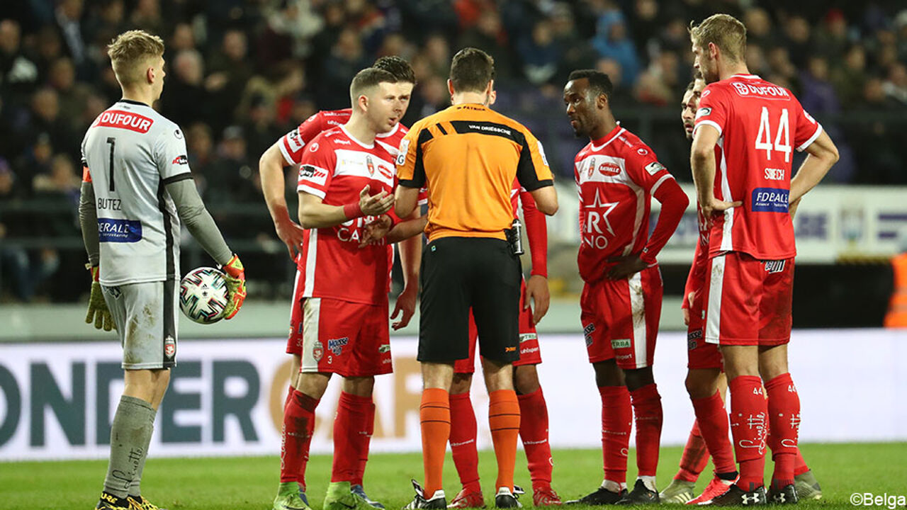 Het BAS velt nog geen verdict in licentiedossier van Moeskroen | sporza