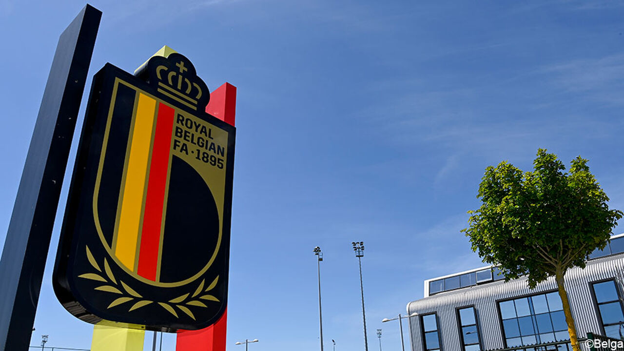 UEFA beloont KBVB met FootbALL Award voor "uitmuntende bijdrage op en ...