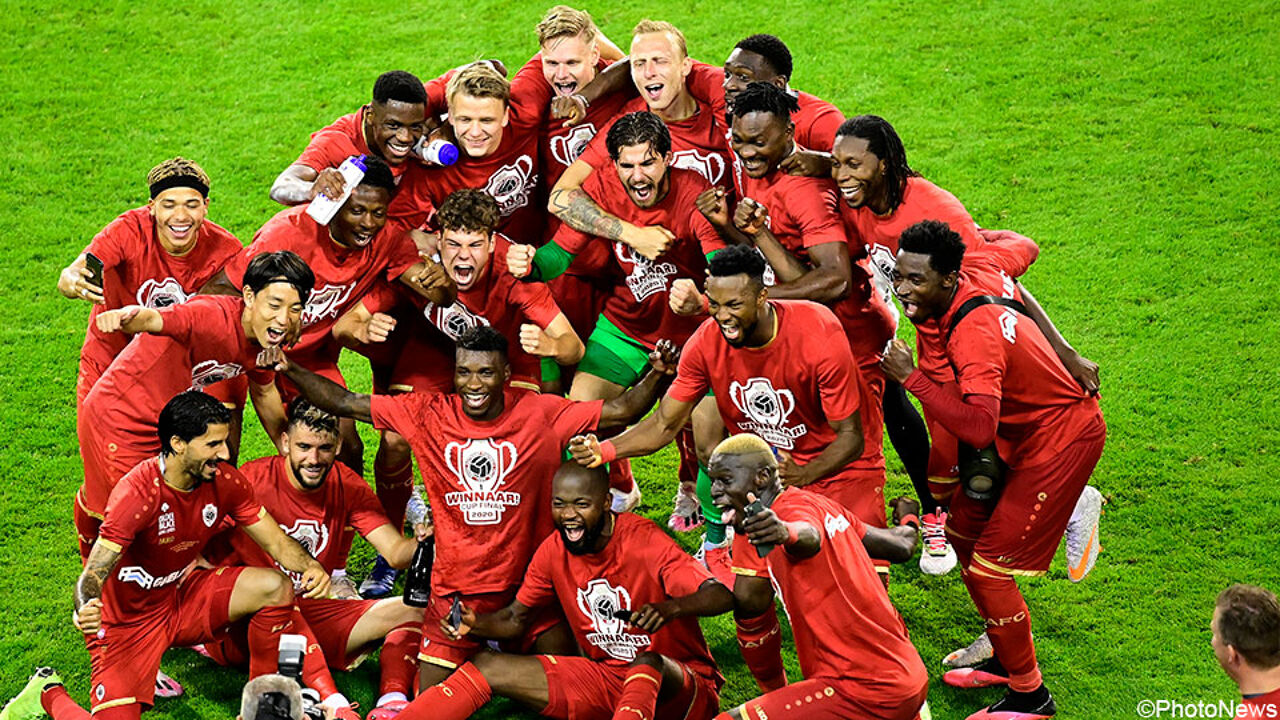 Marc Van Ranst over de bekerfinale:"Dit is verkeerd, maar RAFC won ...