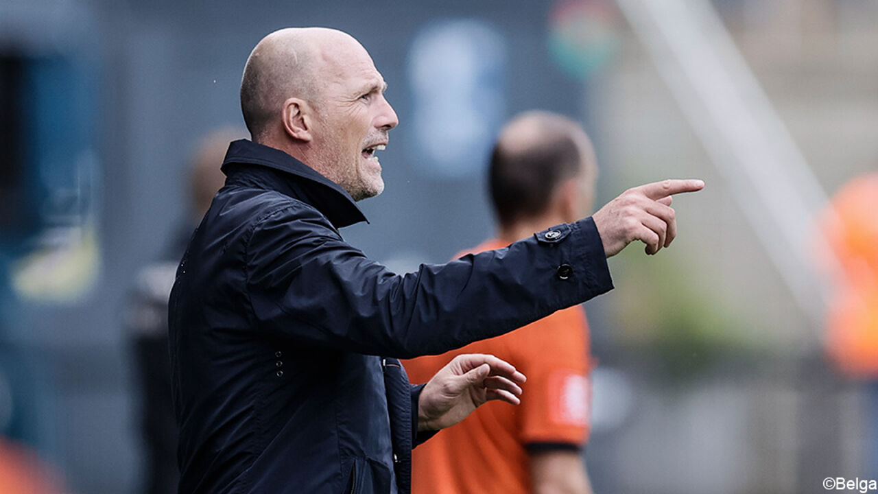 Philippe Clement: "Alex Collado? Dicht of niet: dat is nutteloos" | sporza