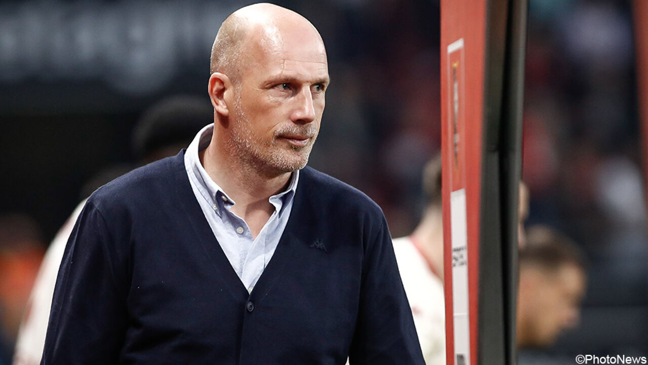 Philippe Clement voorgesteld bij Rangers: "Thomas Buffel zei dat deze ...