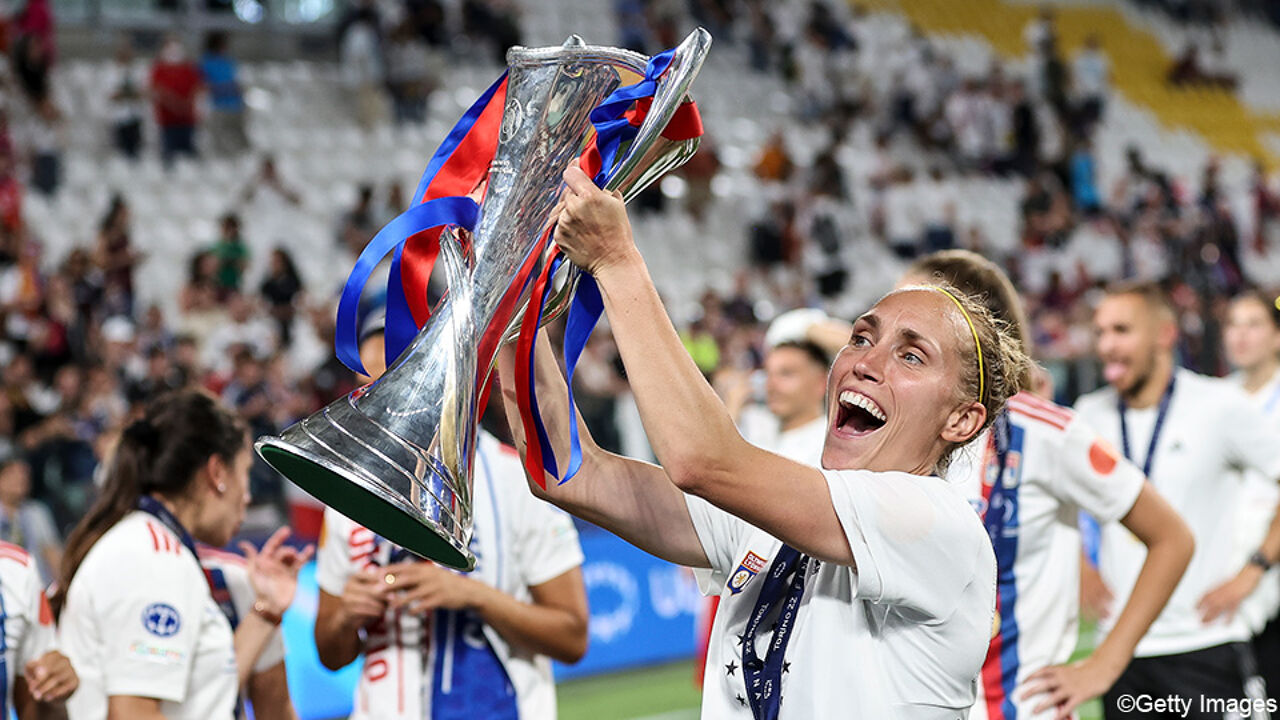 “Adieu, l’OL”: Janice Cayman neemt afscheid van Franse topclub Lyon ...