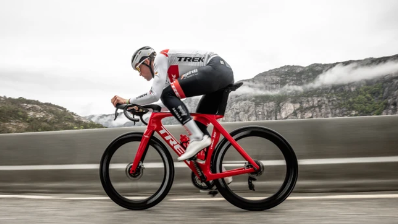 Hoeveel kost een gemiddelde Tour-fiets en welke onderdelen bepalen het ...