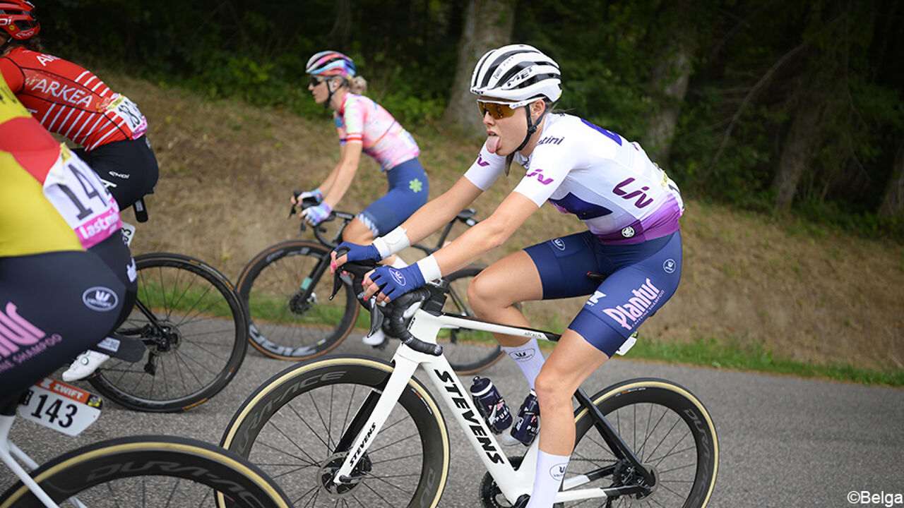 Zieke Julie De Wilde verloor witte trui: "Enorm afgezien gisteren ...