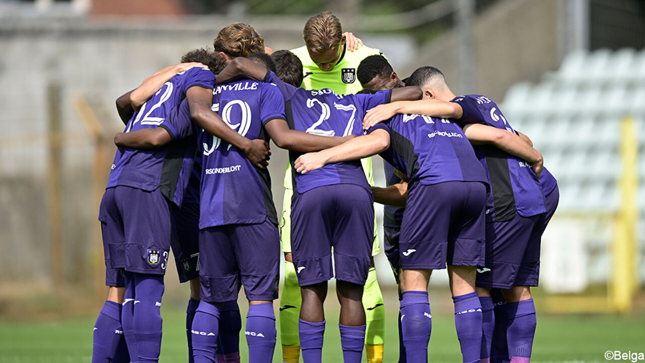 RSCA Futures overleeft slotoffensief en boekt eerste overwinning tegen ...