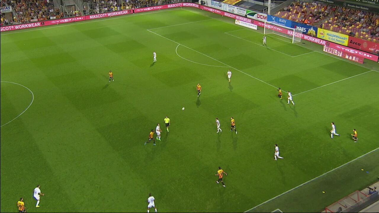 Filip Joos: "Maxim De Cuyper is de Cancelo van de Kempen" | sporza