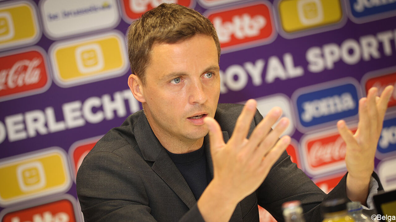 CEO Peter Verbeke doorbreekt de stilte nu Anderlecht in crisis zit ...