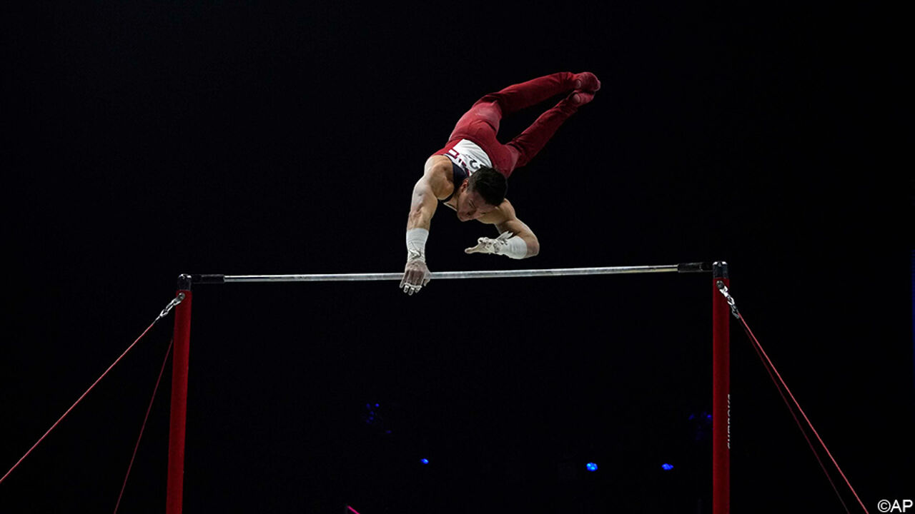 BEKIJK: Herbeleef de toestelfinales op het WK turnen, inclusief een ...
