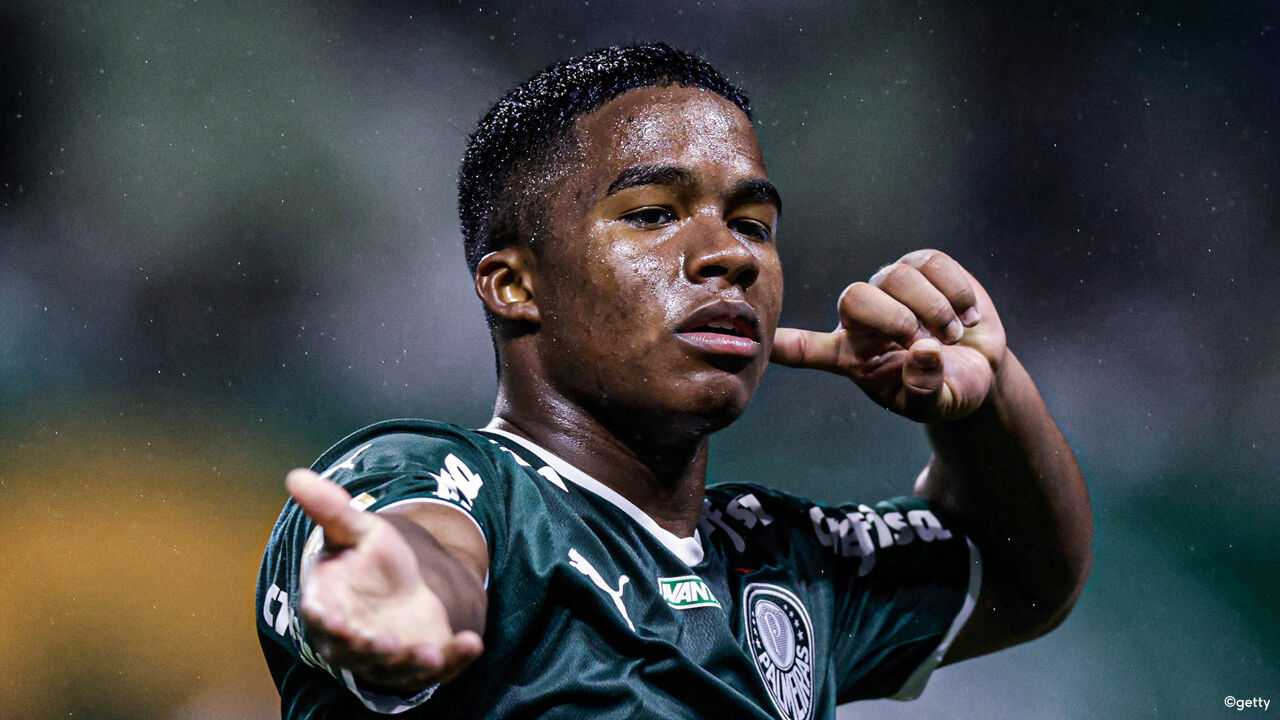 "Meest gewilde talent ter wereld" is 16 en kost 60 miljoen: wie is ...