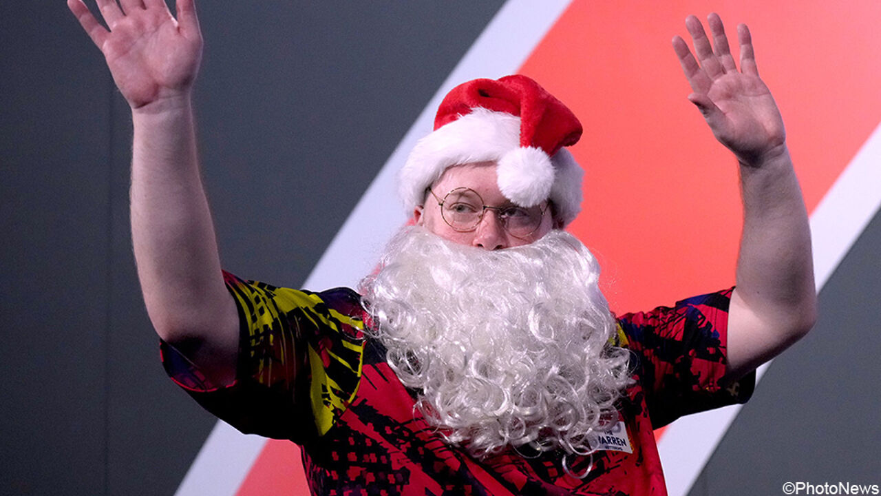 BEKIJK: "Rapid" Ricky Evans, de snelste werper ter wereld, steelt ...