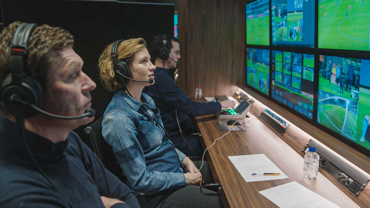 Een unieke inkijk bij de videoref, met Imke Courtois en Gert Verheyen ...