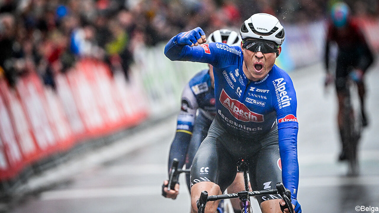 Jasper Philipsen speculeert niet op sprint: "Ik had zin om te koersen ...