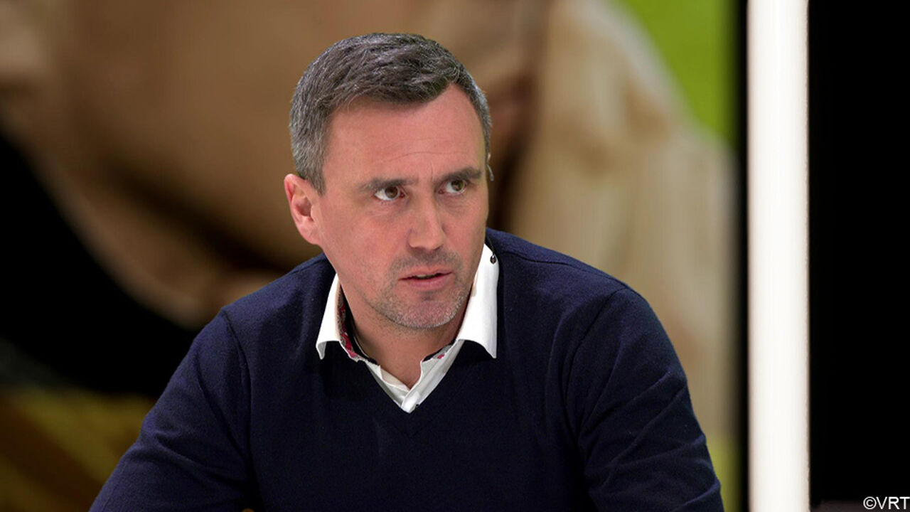 Arnar Vidarsson: "Tijdstip van mijn ontslag bij IJsland is ...