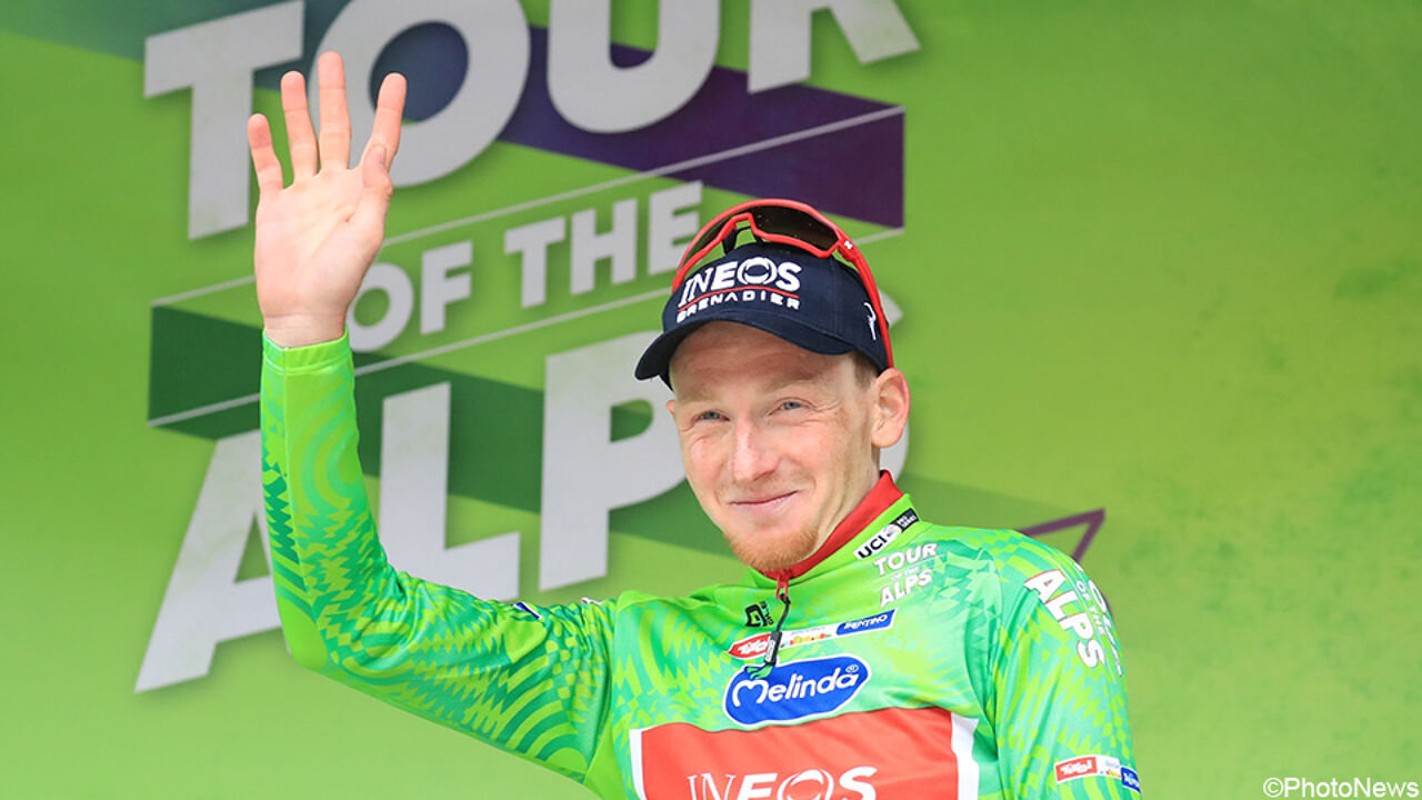 Tao Geoghegan Hart sprint naar 2 op 2 in de Alpen, opgave Cian ...