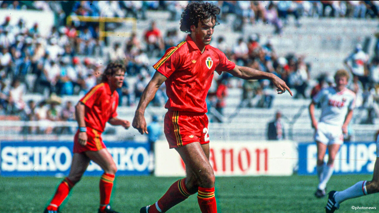 Afscheid van Stéphane Demol: "Stijlrijke verdediger en vrijgevochten ...