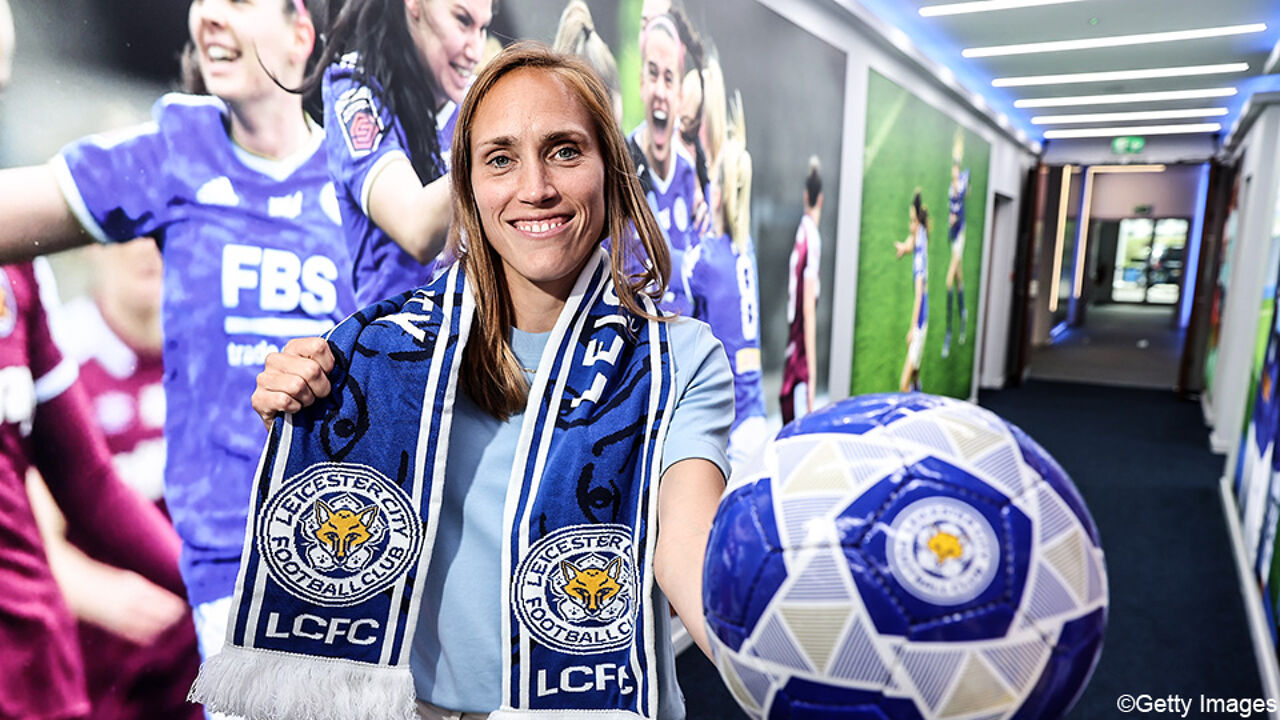 Red Flame Janice Cayman blijft voor Leicester City voetballen | sporza