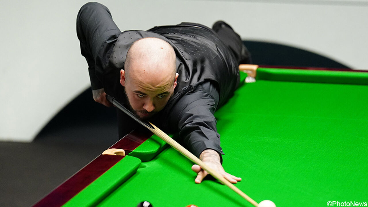 Luca Brecel zet scheve situatie nog recht en staat in 1/16e finales ...
