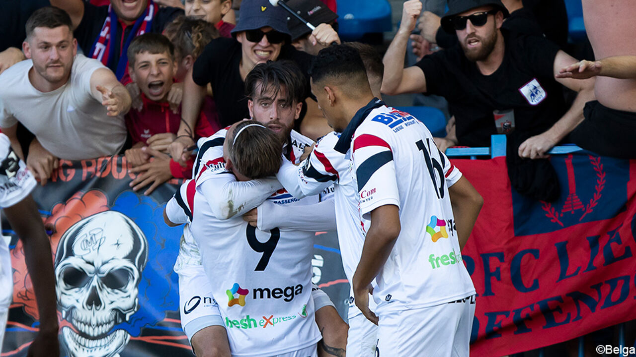 FC Luik gaat in de toegevoegde tijd met de volle buit aan de haal op de ...