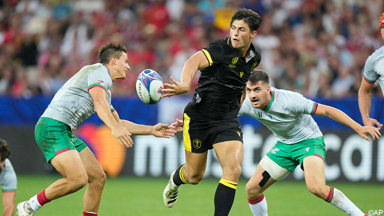 Welsh supertalent stopt met rugby om NFL-droom na te jagen: "Mag deze ...