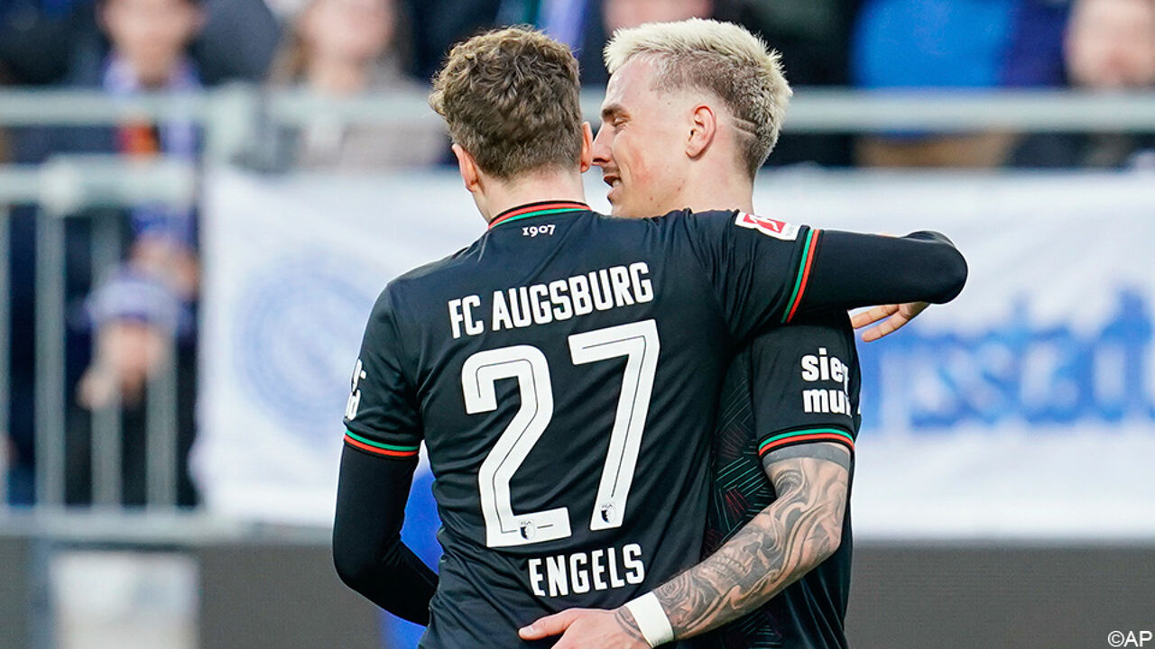 Alsof hij een quarterback is: Arne Engels pakt uit met schilderachtige ...