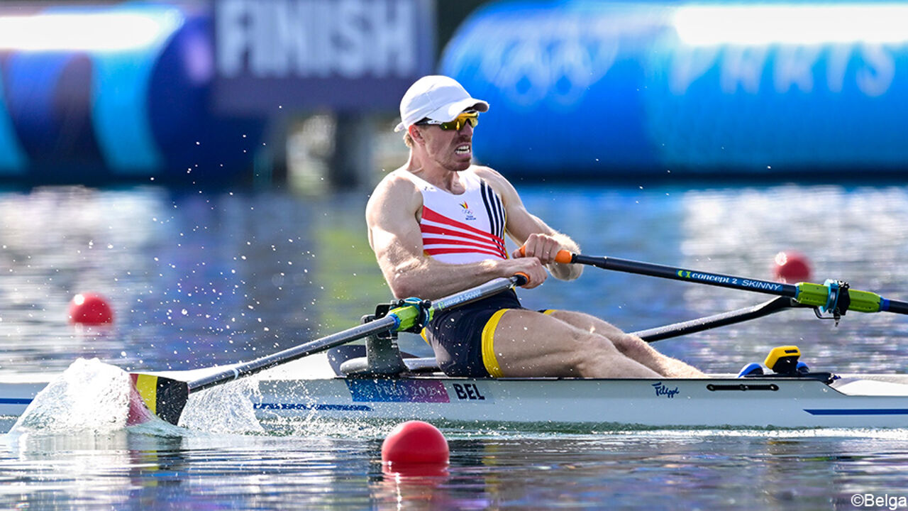 Jarige Tim Brys doet zichzelf olympische halve finale cadeau in de skiff: "De race van mijn ...
