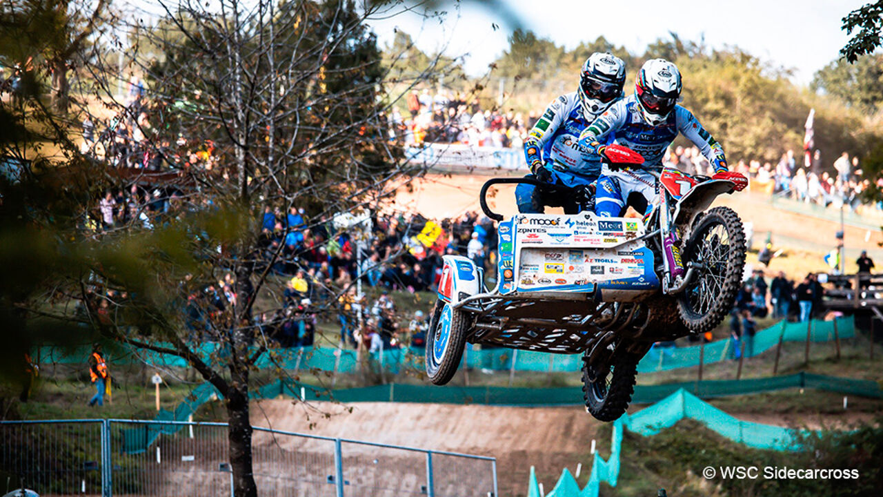 Gebroken pink en gebroken ribben houden zijspancrossers Marvin ...