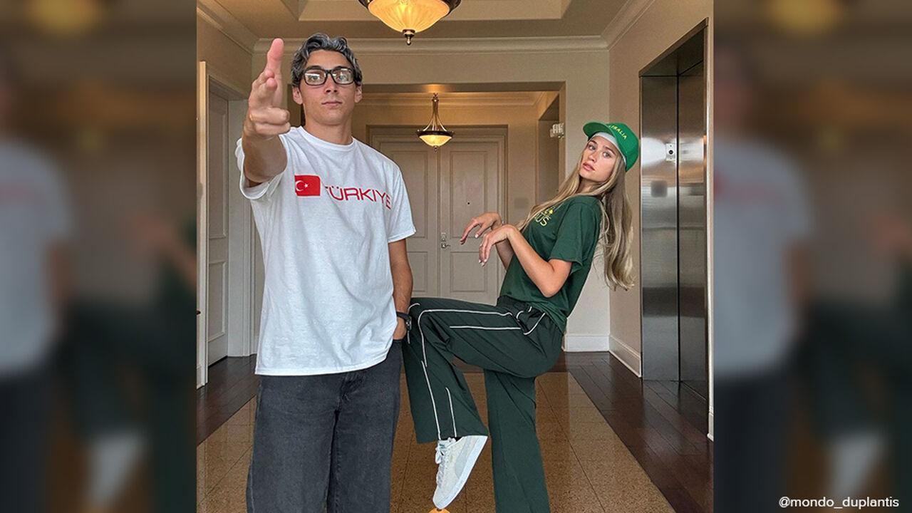 De prijs voor beste Halloween-kostuum? Mondo Duplantis en zijn vrouw ...