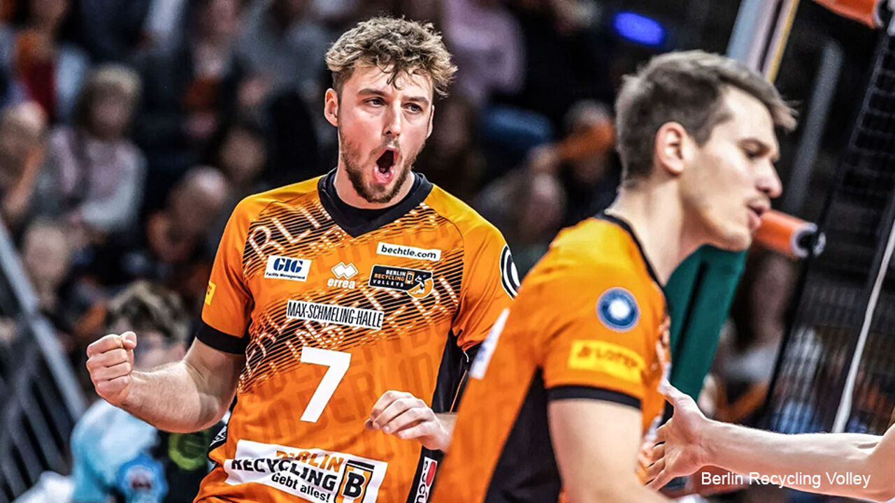 "Lijkt wel het leven van een profvoetballer": Simon Plaskie keert met ...