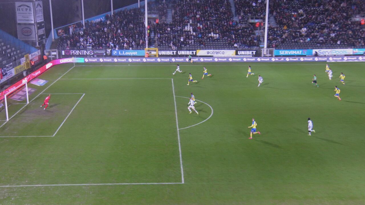 Bekijk de goals uit Charleroi - STVV (2-1) | sporza