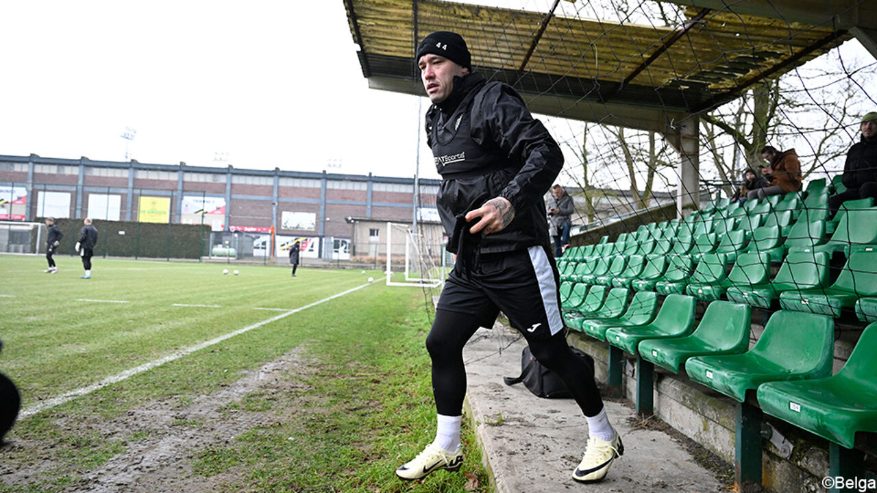 Transfer die niemand zag komen: Radja Nainggolan tekent bij ...