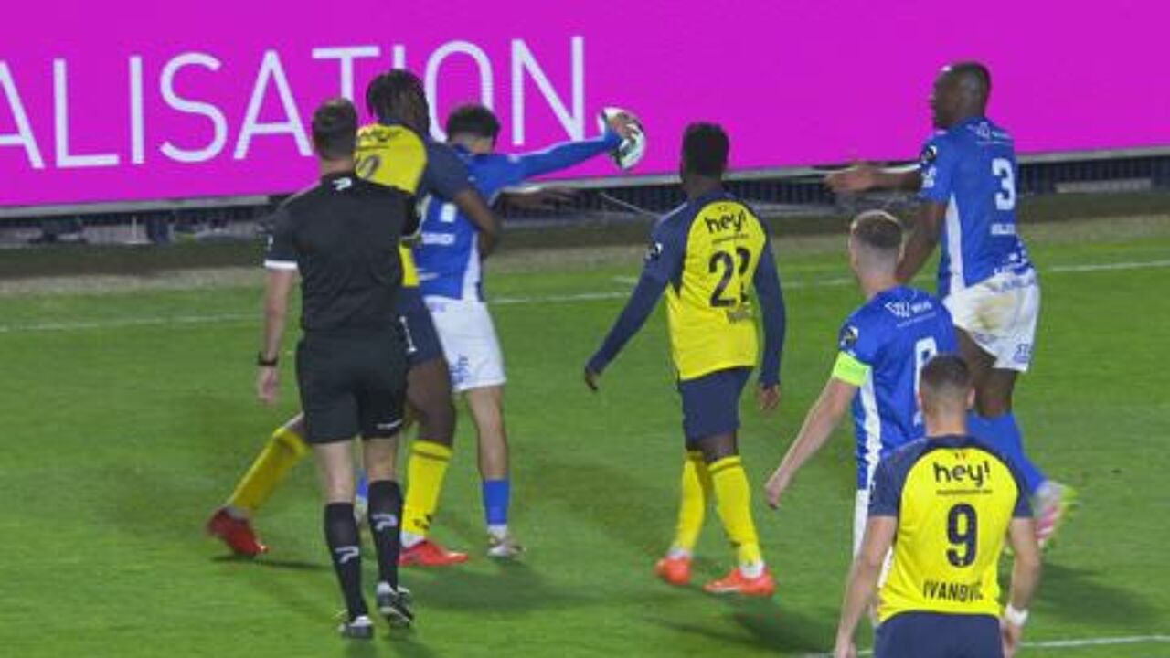 Promise David vecht om platte bal | sporza