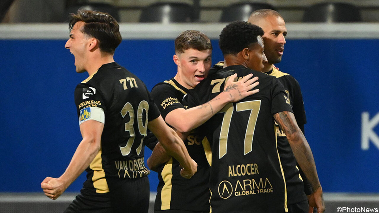 Niet voor geschiedenisboeken, wel voor blunderboek: flater helpt ...