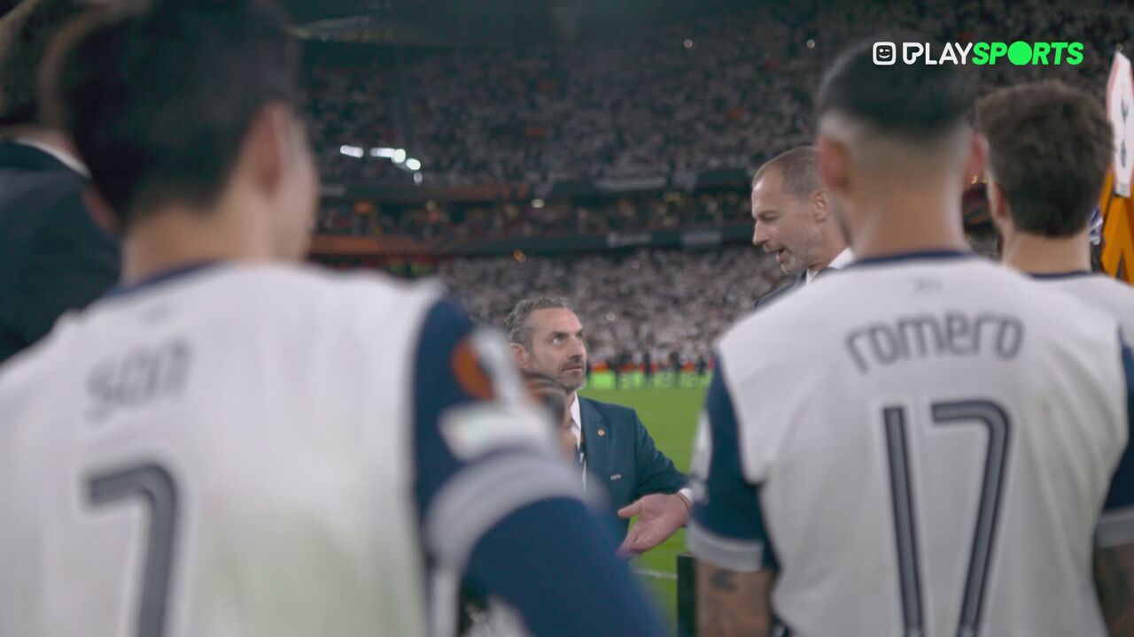 VIDEO - Oeps, foutje! Plots zijn alle medailles op bij de trofee ...