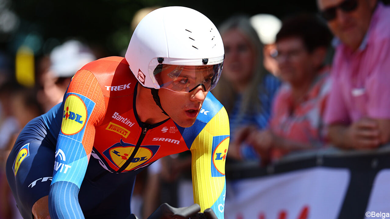 "Hij lag te zweten in zijn bed": zorgen voor de Tour? Ziekte dwingt ...