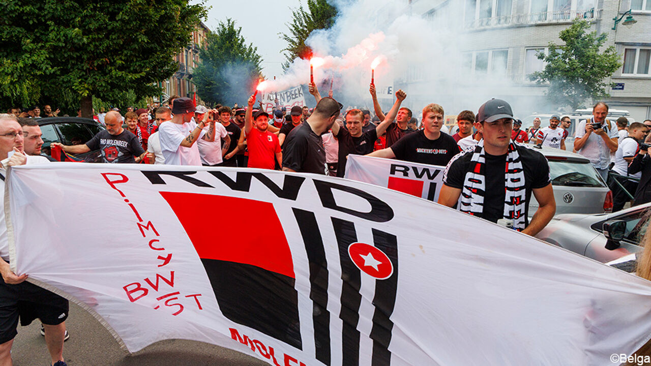 "Textor mag in Amerika weer cowboy gaan spelen": 1.000 RWDM-fans ...