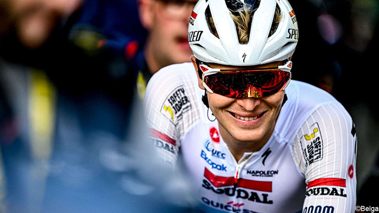 Tim Merlier bevrijdt zichzelf in Duinkerke: "Eerste keer dat ik kan ...