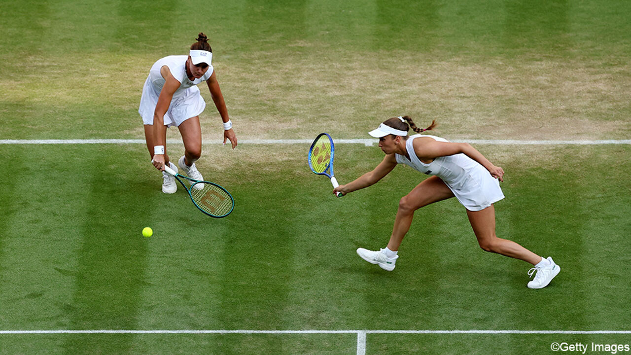 Met machtig opslagspel: Elise Mertens staat voor 4e finale op Wimbledon ...