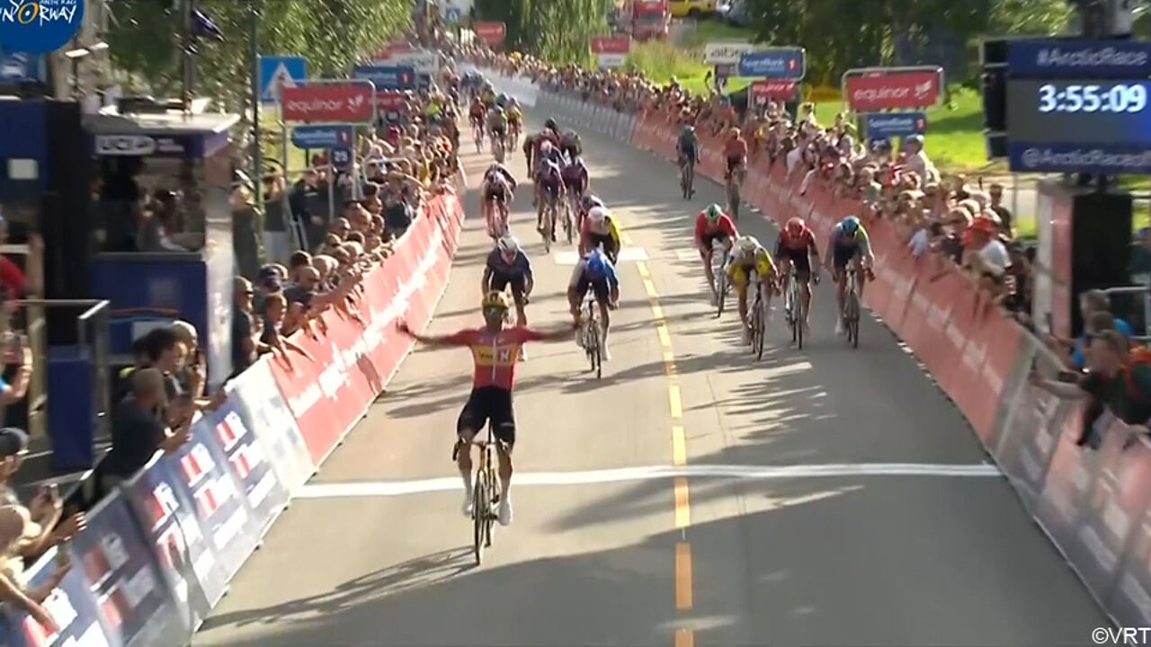 De allerlaatste van zijn carrière? Voor eigen publiek knalt Alexander ...