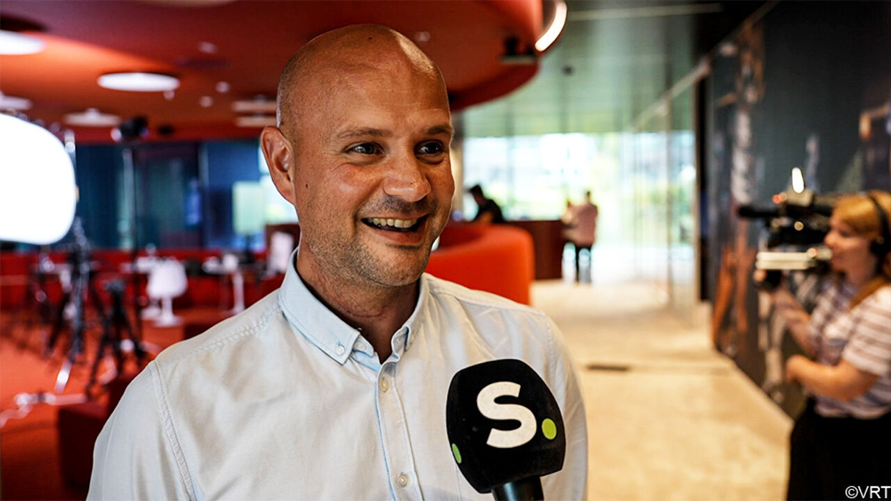 "Ik zie er beter uit, zeker?": Anderlecht verrast en schuift niet Dave ...