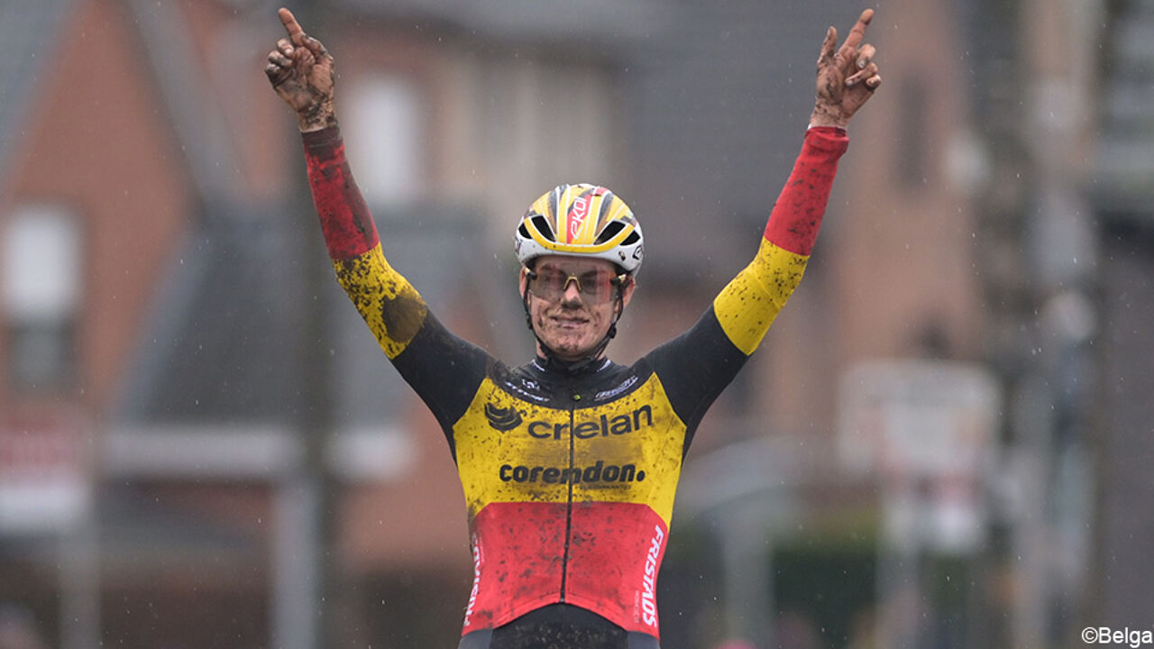 Marion Norbert Riberolle laat haar nieuwe Belgische driekleur meteen ...