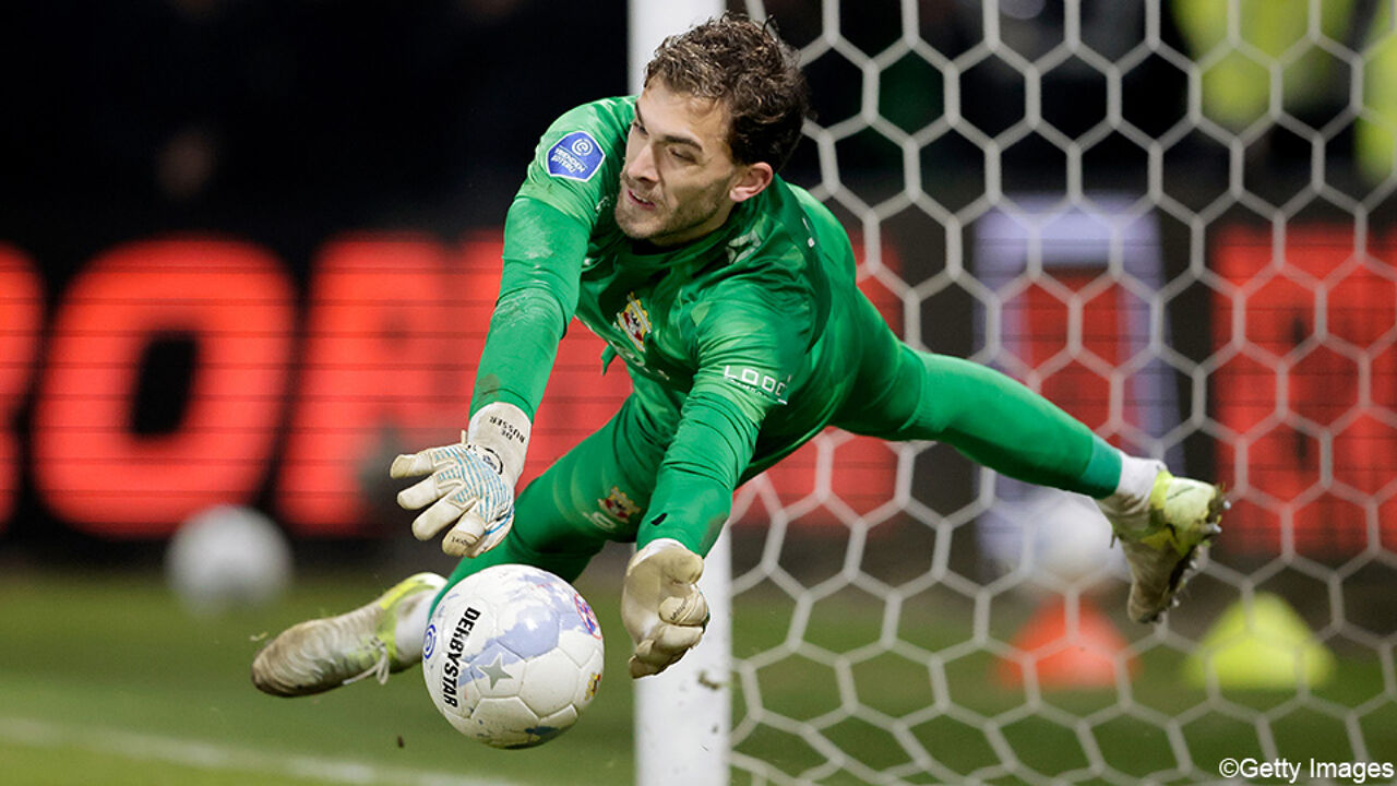 Belg Jari De Busser voor 3e keer penaltyheld van Go Ahead Eagles: "Het ...