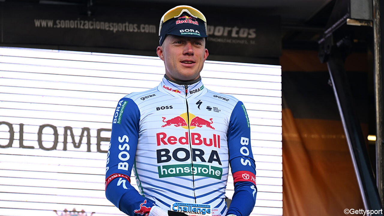 Dit is het programma van Maxim Van Gils in de klassiekers 2026 | Sporza