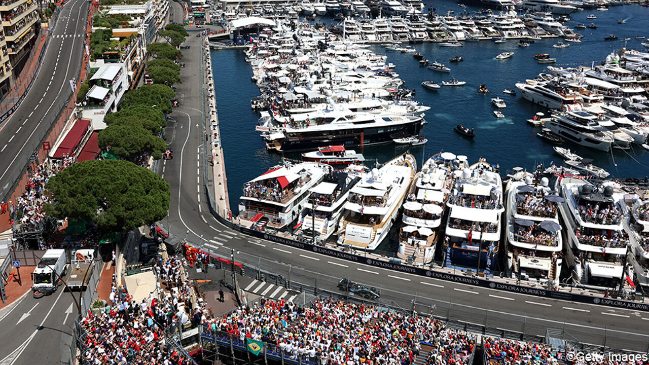 LIVE GP Monaco: Thuisrijder Charles Leclerc parkeert zijn wagen in de ...
